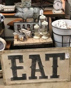 12 BBQ Decorating Ideas Sizzling with Style