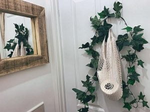 25 Ivy Decorating Ideas for a Lush and Enchanting Space