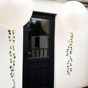 25 Ivy Decorating Ideas for a Lush and Enchanting Space