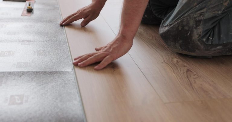 How to Fix Laminate Floor Bubbling